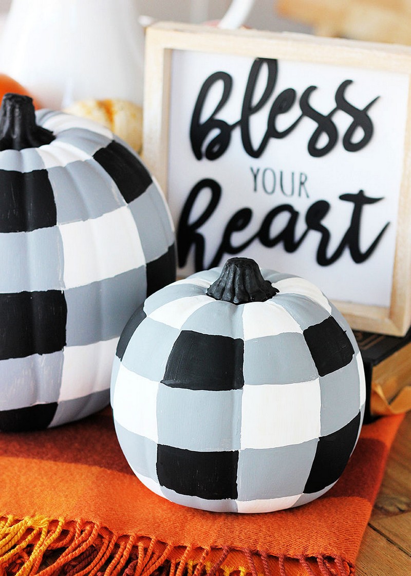 36 Easy DIY Painted Pumpkins That Looks Pretty - Susie Harris