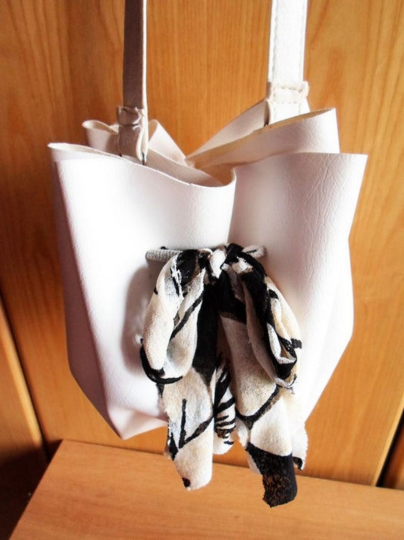 32 Easy To Make DIY No Sew Purse Ideas - Susie Harris