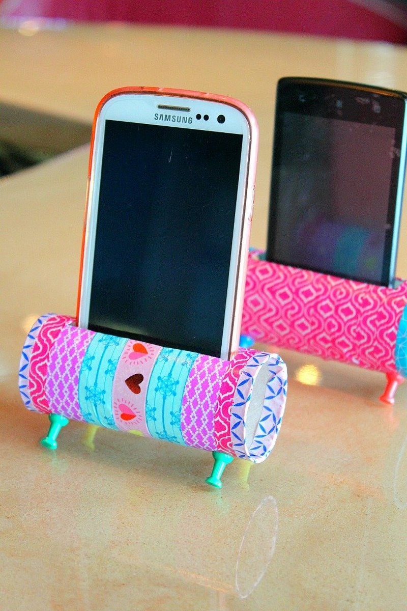 20 DIY Phone Stand Ideas Safe Your Mobile - Susie Harris