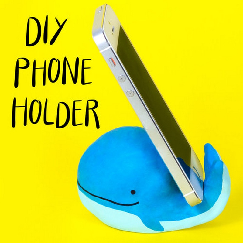 20 DIY Phone Stand Ideas Safe Your Mobile - Susie Harris