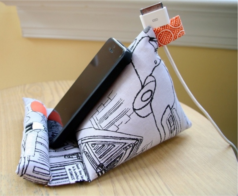 20 DIY Phone Stand Ideas Safe Your Mobile - Susie Harris