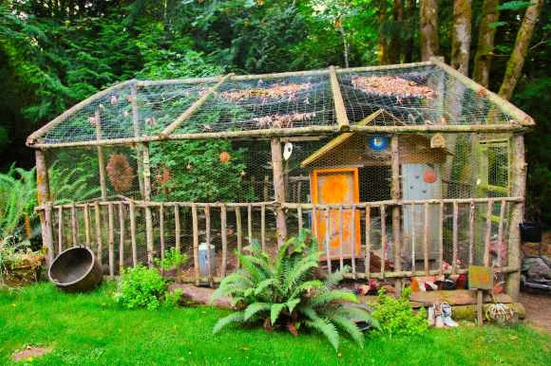 15 DIY Garden Fence That Are Easy To Build - Susie Harris