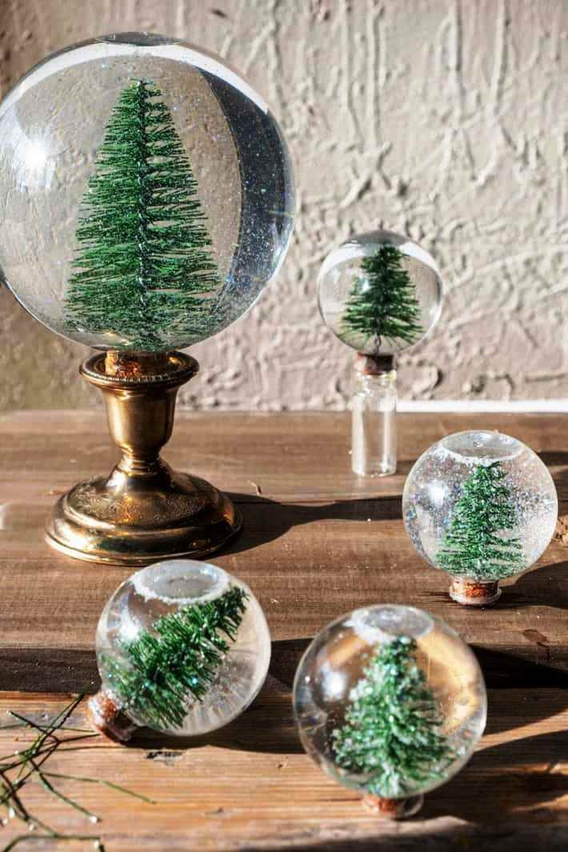 29 How to Make DIY Snow Globes - Susie Harris