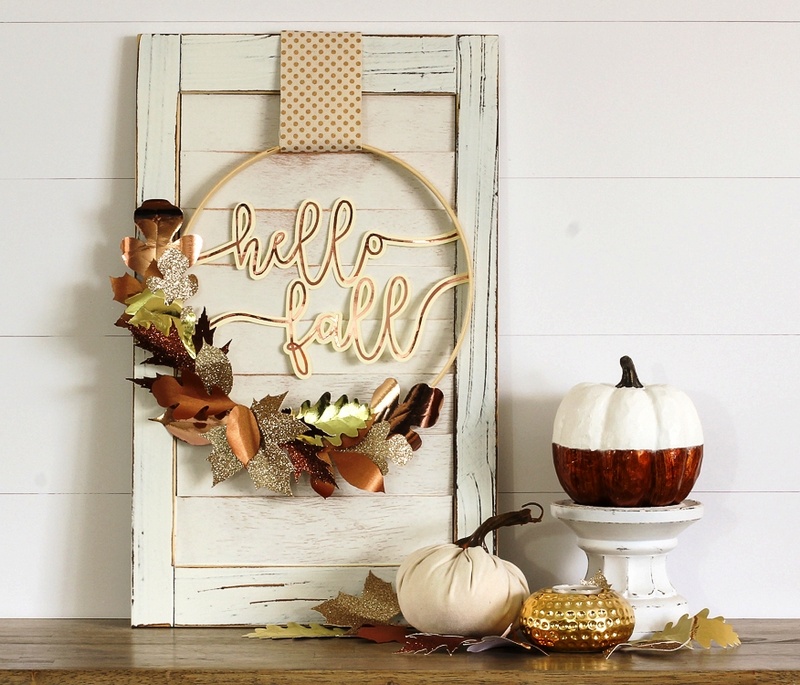 20 DIY Fall Rose Decor Ideas - Room Decoration - Susie Harris